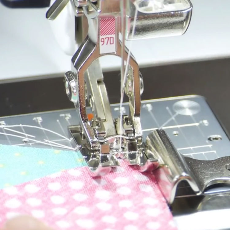 BERNINA 770 QE – the high-end sewing, embroidery and quilting machine - BERNINA
